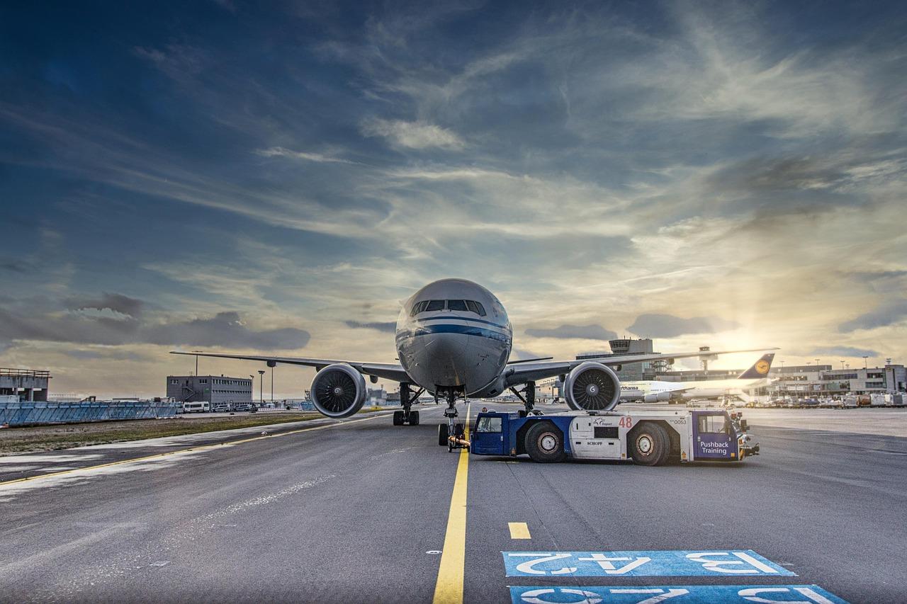 Understanding Aviation Emissions and Your Carbon Footprint